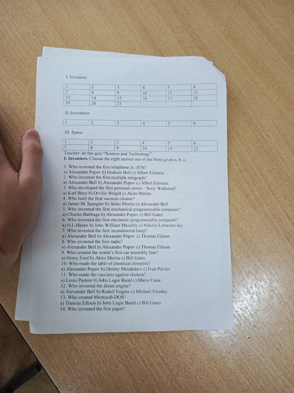 1. Who invented the first telephone in 1876? a) Alexander Popov b ...